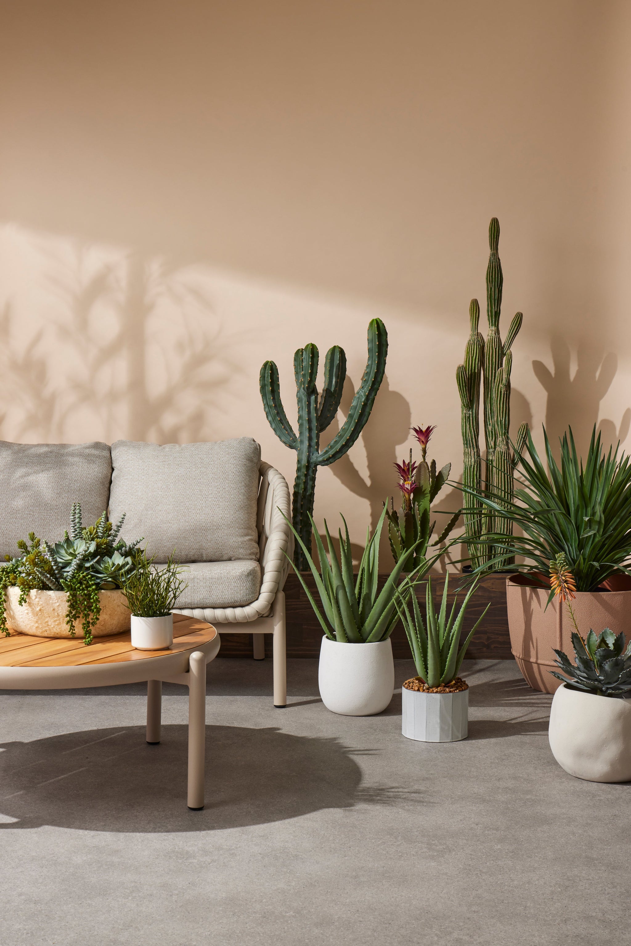 EverFlora Quality Artificial Plants